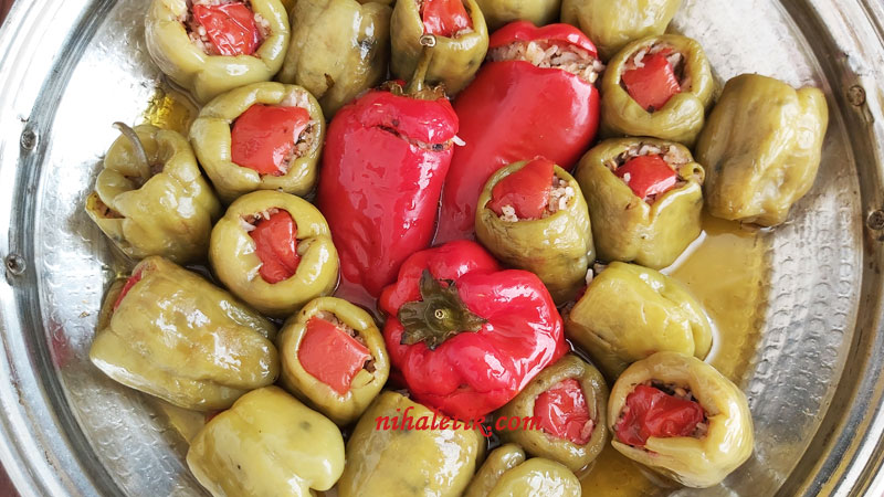 ZEYTİNYAĞLI DOLMA (BULGURLU) – Her Kalbe Giden Farklı Tarifler Burada